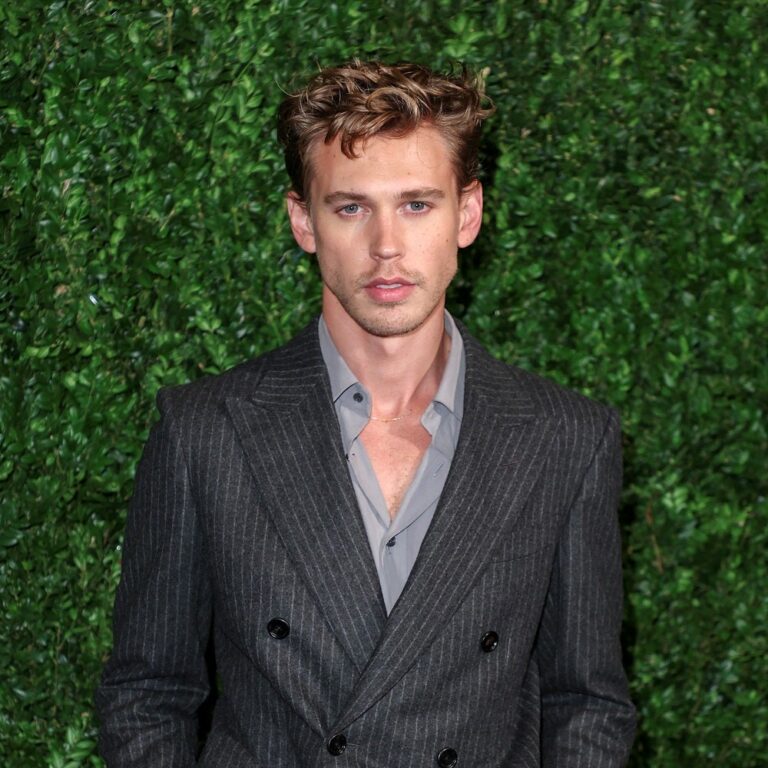 Chloe Lattanzi, Billy Corgan, Austin Butler, Peter Helliar, Charli XCX ...