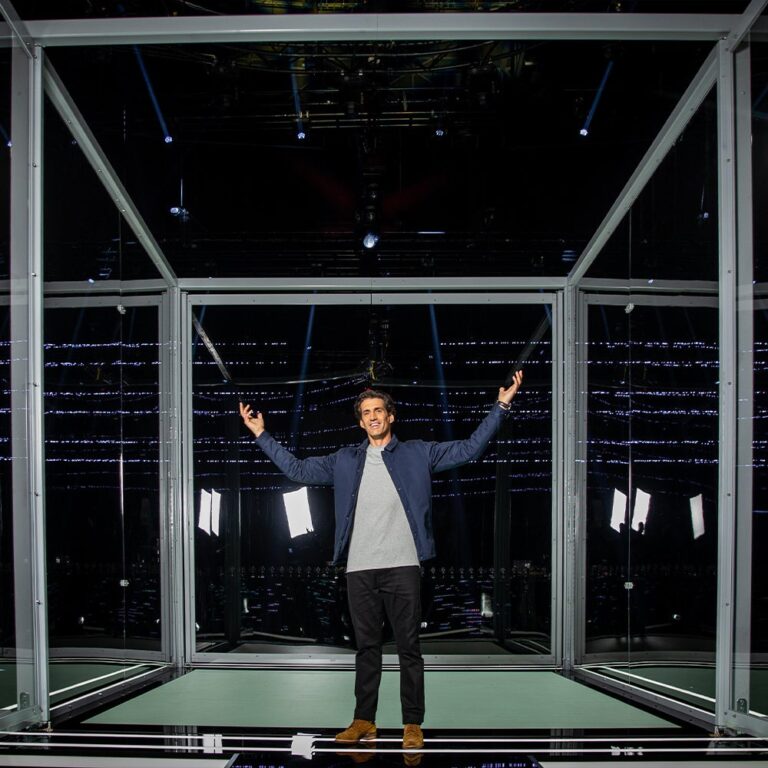 You’ve Got A Date Inside The Cube With Andy Lee - Paramount Australia ...